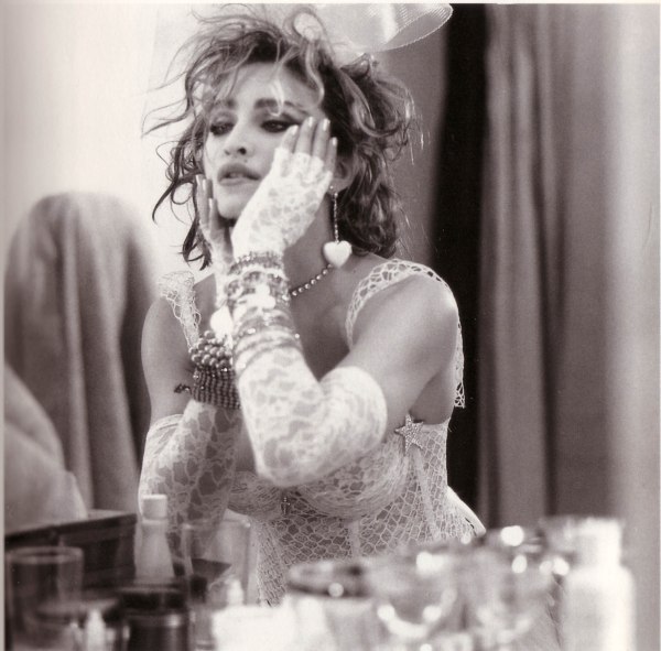 PORTFOLIOS: STEVEN MEISEL – 1984 – DIVINA MADONNA