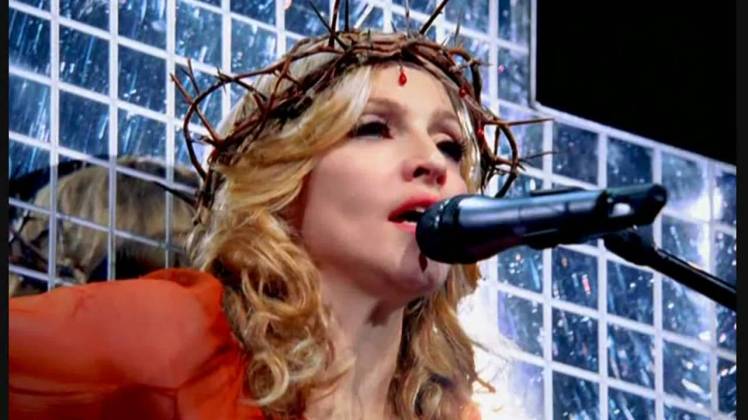 EL ESTILO DE «THE CONFESSIONS TOUR» – DIVINA MADONNA