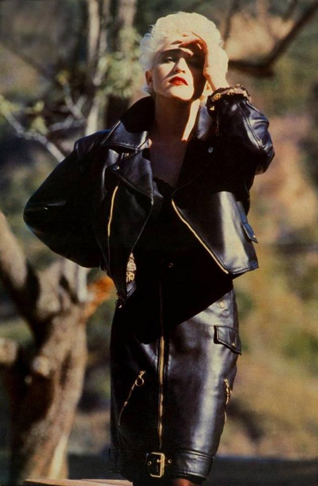 PORTFOLIOS: ALBERTO TOLOT 1986 – DIVINA MADONNA