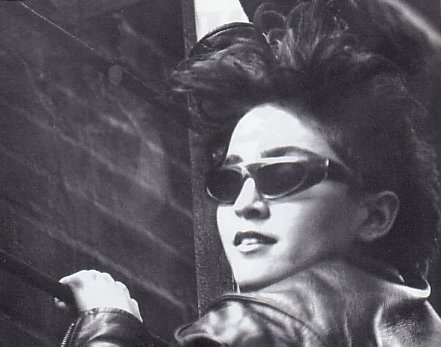 «NOCHES DE BOHEMIA» – DIVINA MADONNA