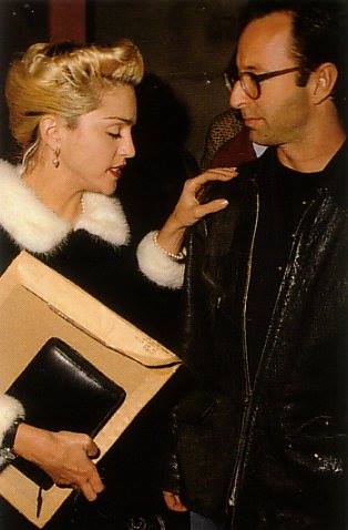 PAPARAZZI: CENA CON RITTS – DIVINA MADONNA