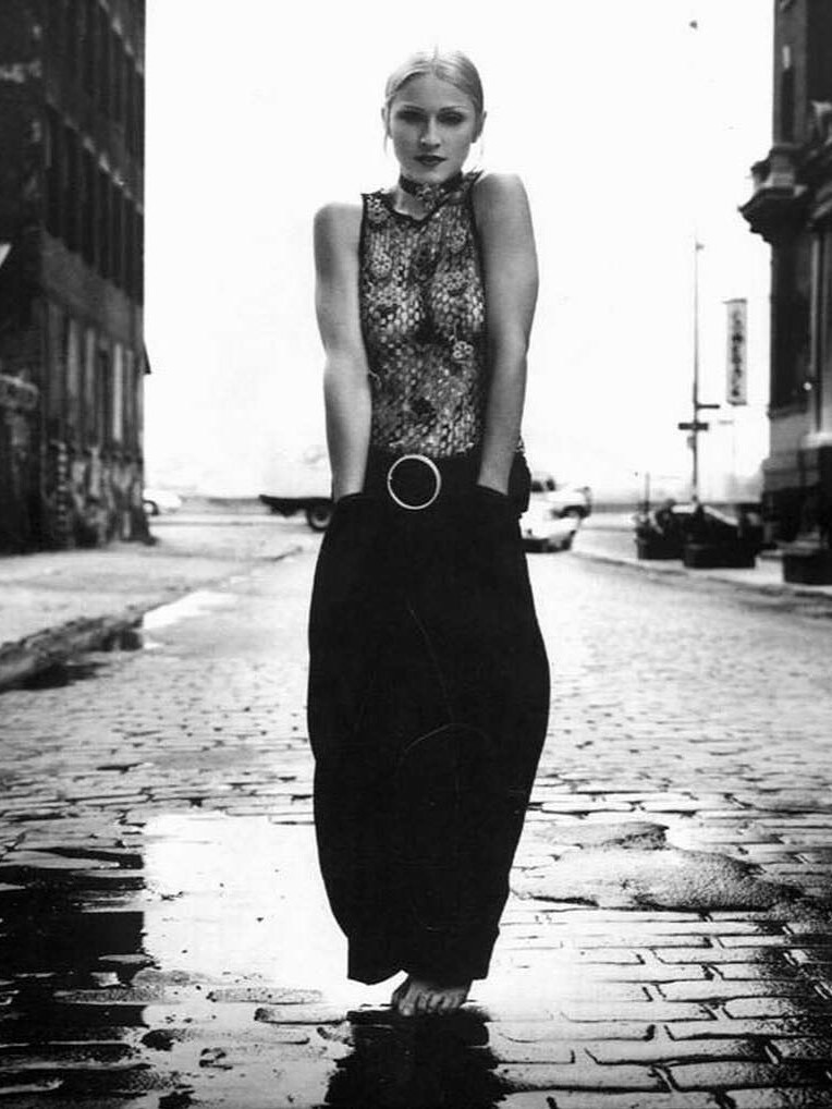 PORTFOLIOS: STEVEN MEISEL – DIVINA MADONNA