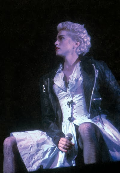 ON THE COVER: «MAX» (ITALIA) – SEPTIEMBRE 1987 – DIVINA MADONNA