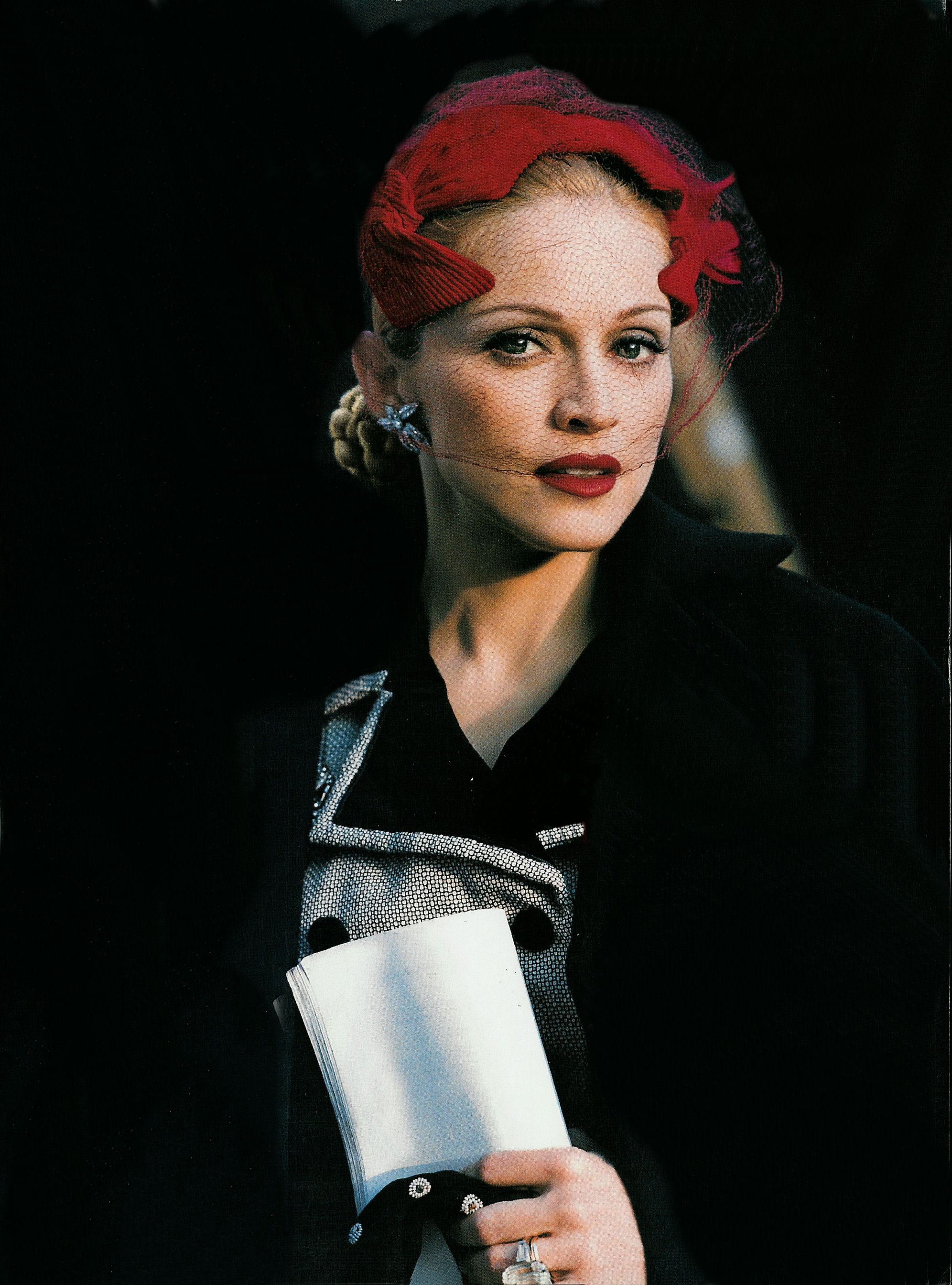 STEVEN MEISEL ’96 – DIVINA MADONNA