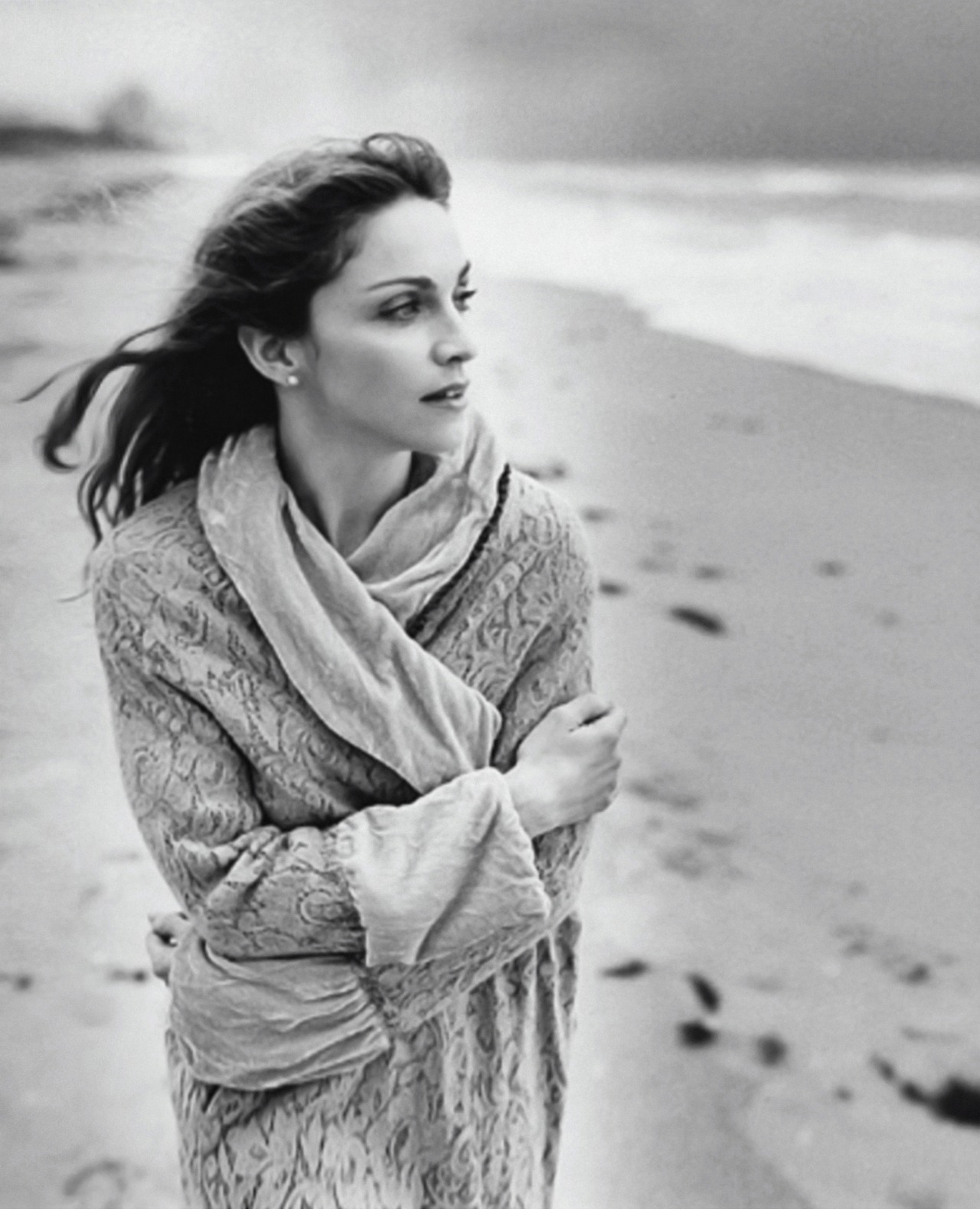 PORTFOLIOS: MARIO TESTINO – «VANITY FAIR» – DIVINA MADONNA