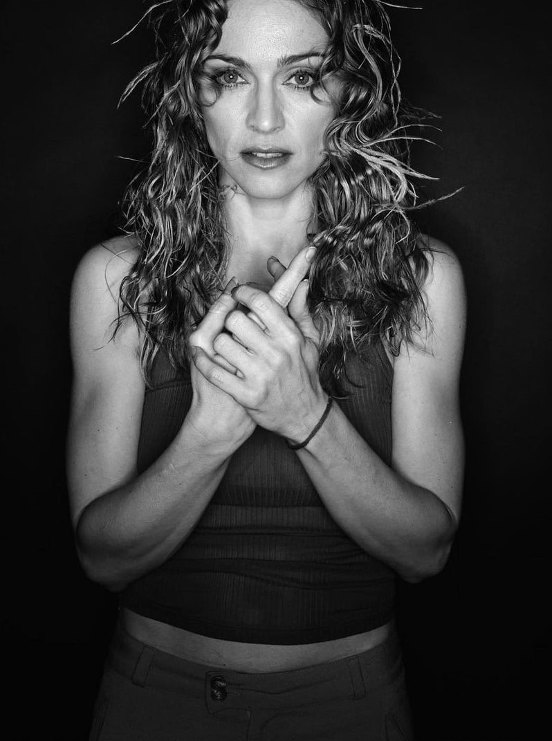 PORTFOLIOS: RANKIN – DIVINA MADONNA