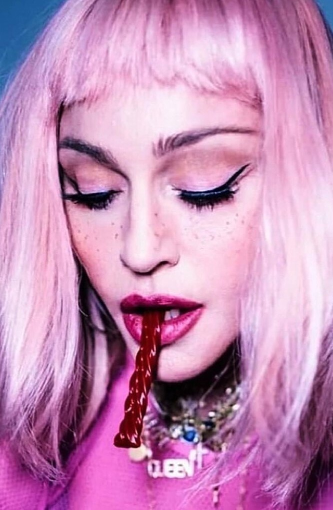 PORTFOLIOS: RICARDO GOMES – «NO FEAR» – DIVINA MADONNA