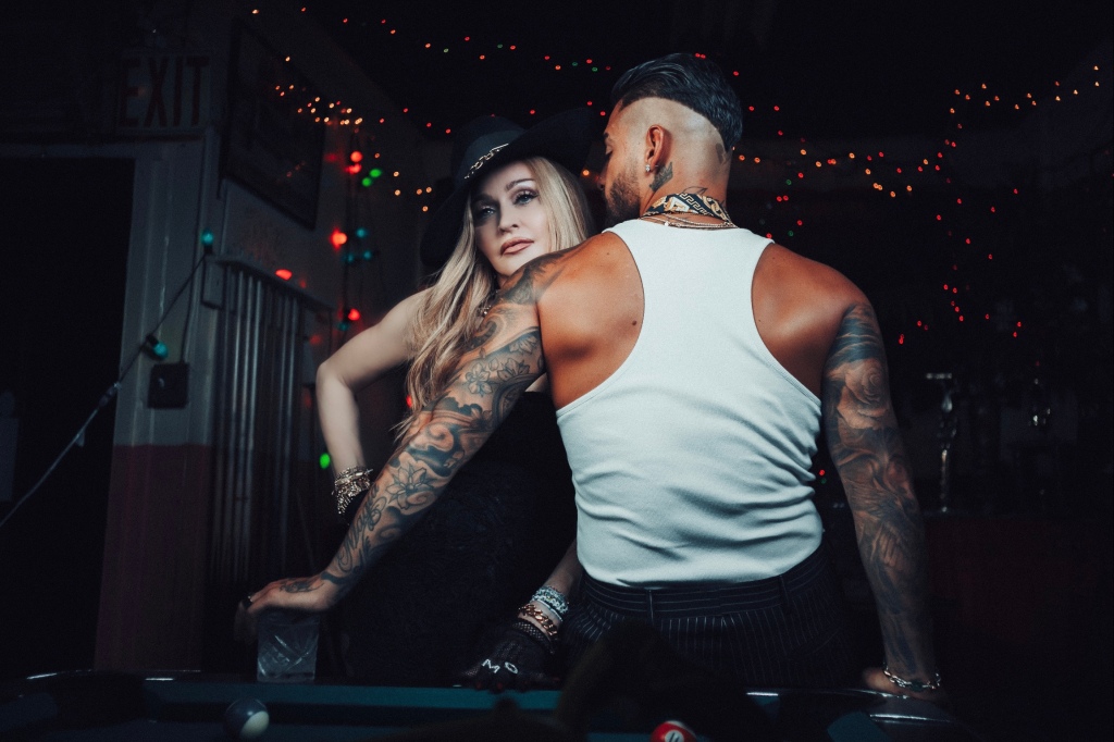 PORTFOLIOS: RICARDO GOMES PARA «ROLLING STONE» – DIVINA MADONNA