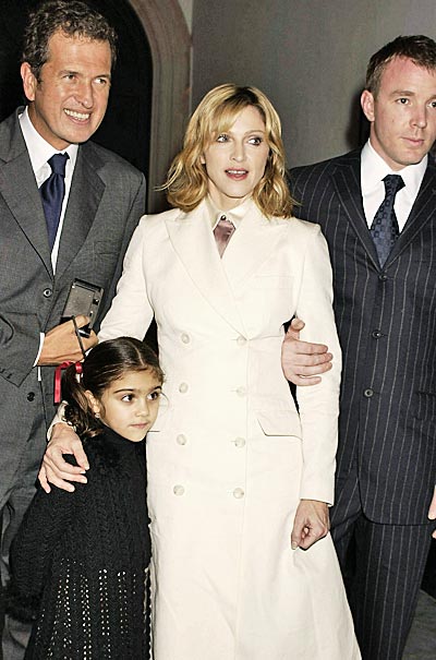 MARIO TESTINO EXHIBITION – DIVINA MADONNA