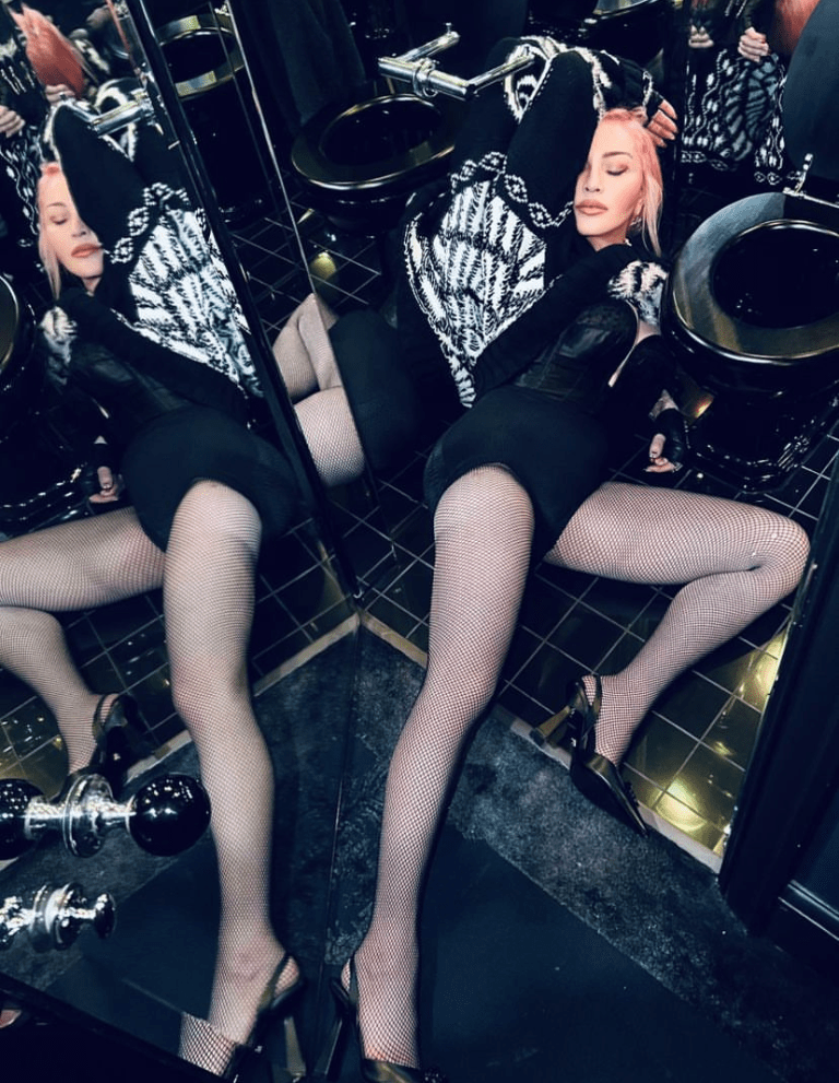 PORTFOLIOS: RICARDO GOMES – «PINK 2.0» – DIVINA MADONNA