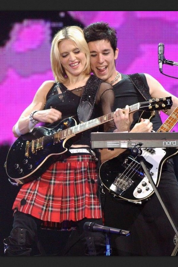 STUART PRICE – DIVINA MADONNA