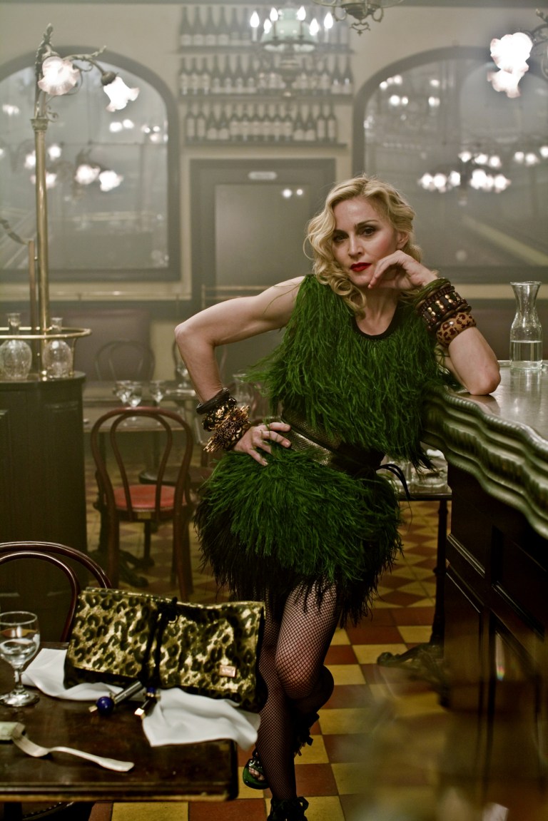 PORTFOLIOS: STEVEN MEISEL – «LOUIS VUITTON» – DIVINA MADONNA