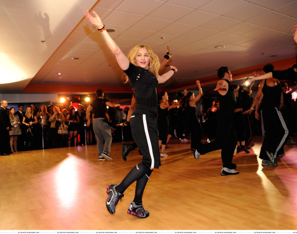 «HARD CANDY» FITNESS MEXICO – DIVINA MADONNA