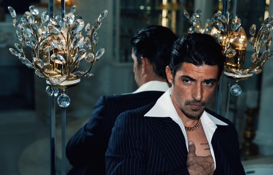 PORTFOLIOS: RICARDO GOMES – «RE-EDITION» – DIVINA MADONNA